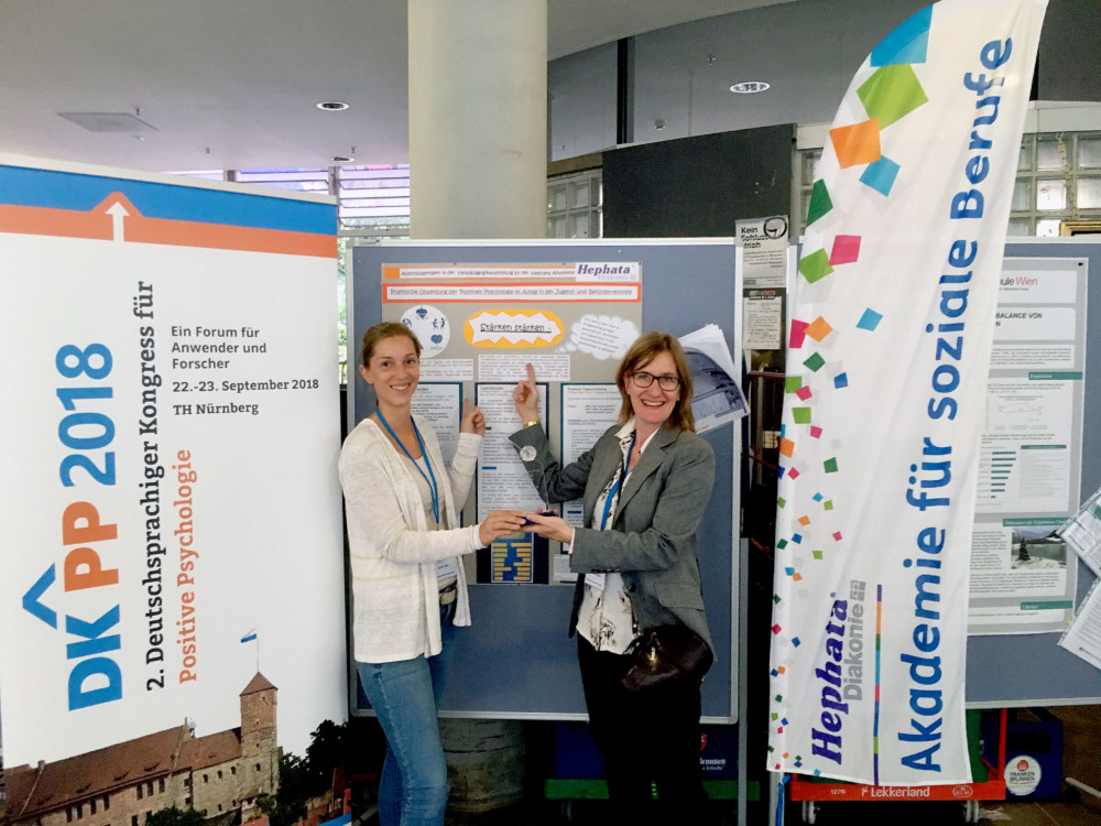 Carolin Haun und Michaela Wegener (von links) :: SEK-News – Online ...